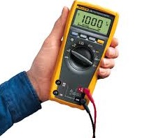 ¿Cómo medir capacitancia con un multímetro digital? - Midebien